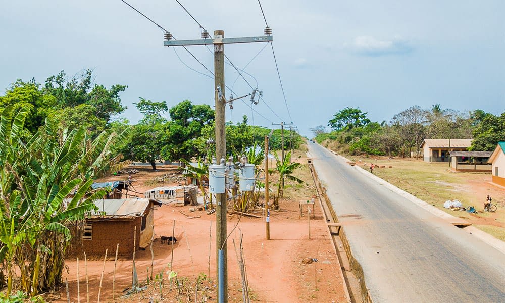 CONSTRUCTION OF 33KV DISTRIBUTION LINES AND CUSTOMER CONNECTIONS IN ...